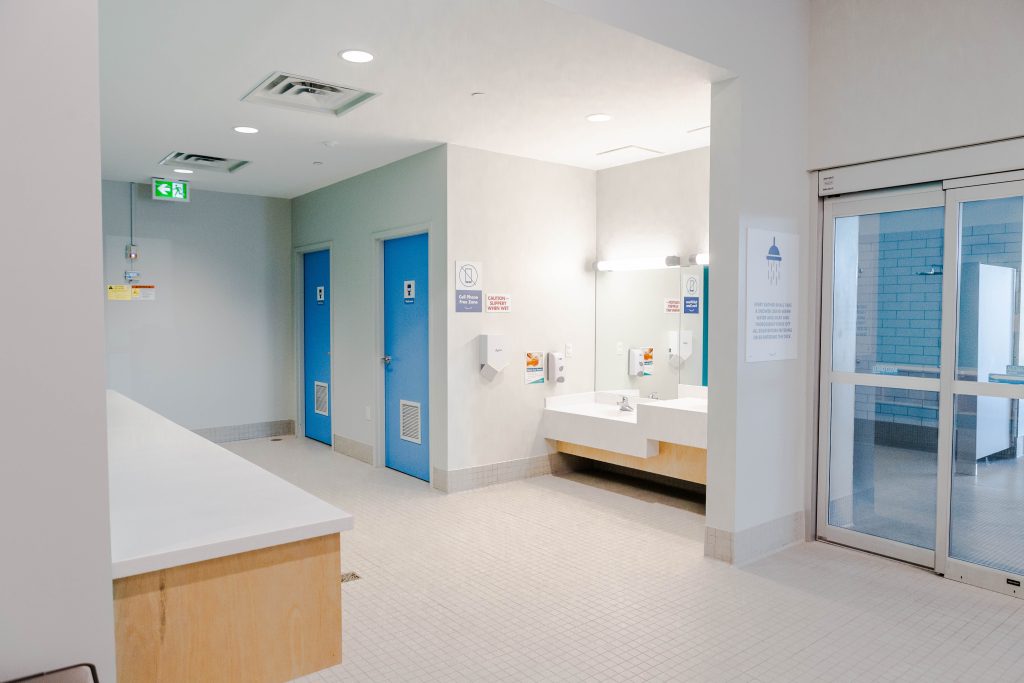 Swimming lessons in Guelph! | Making Waves Swim School